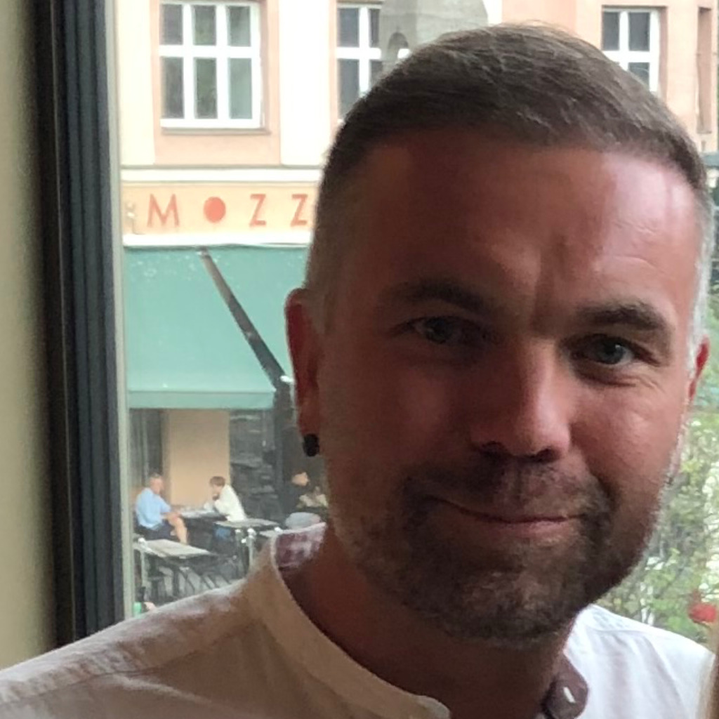 Tim Schmidt - Industriemeister/Abteilungsleiter - Mold-Masters Europa ...