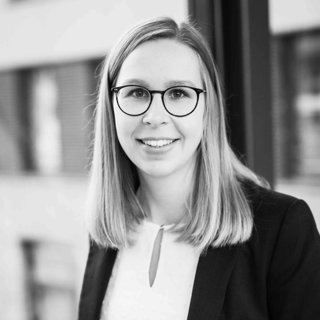 Carolin Kock - HR Specialist System Administration & Projects - team SE ...