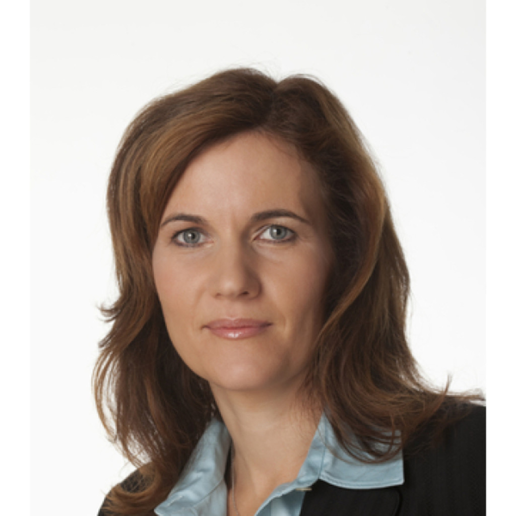 Sarah Neumann - Digital Marketing Assistentin - Firebrand Training GmbH ...