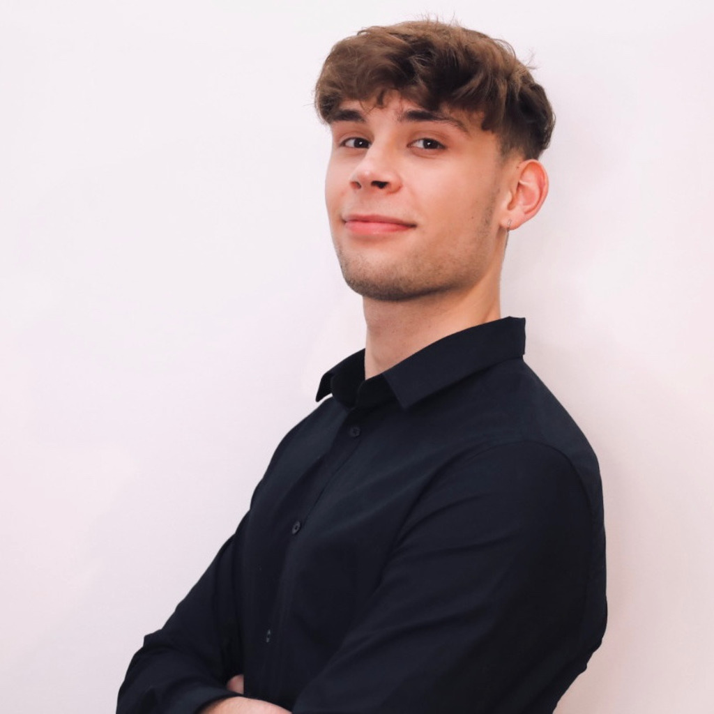 Stan Hofmann - HR Administrator - Amazon Support Services Germany GmbH ...