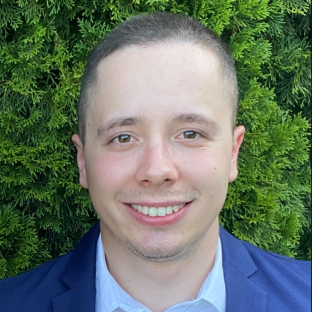 Oliver Ecker - Mall Finance Senior - Tesco Business Solutions | XING