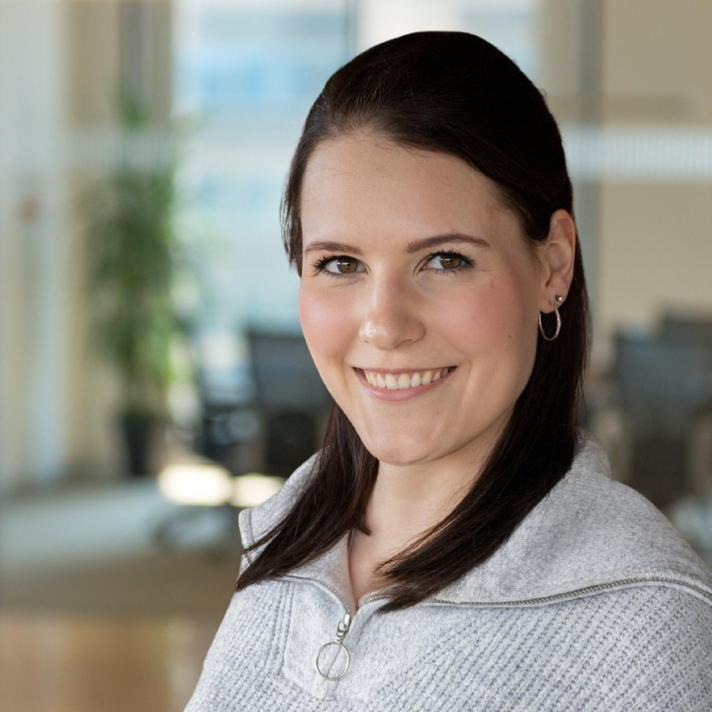 Danielle Lesinski - HR Expert Employer Branding & HR Marketing ...