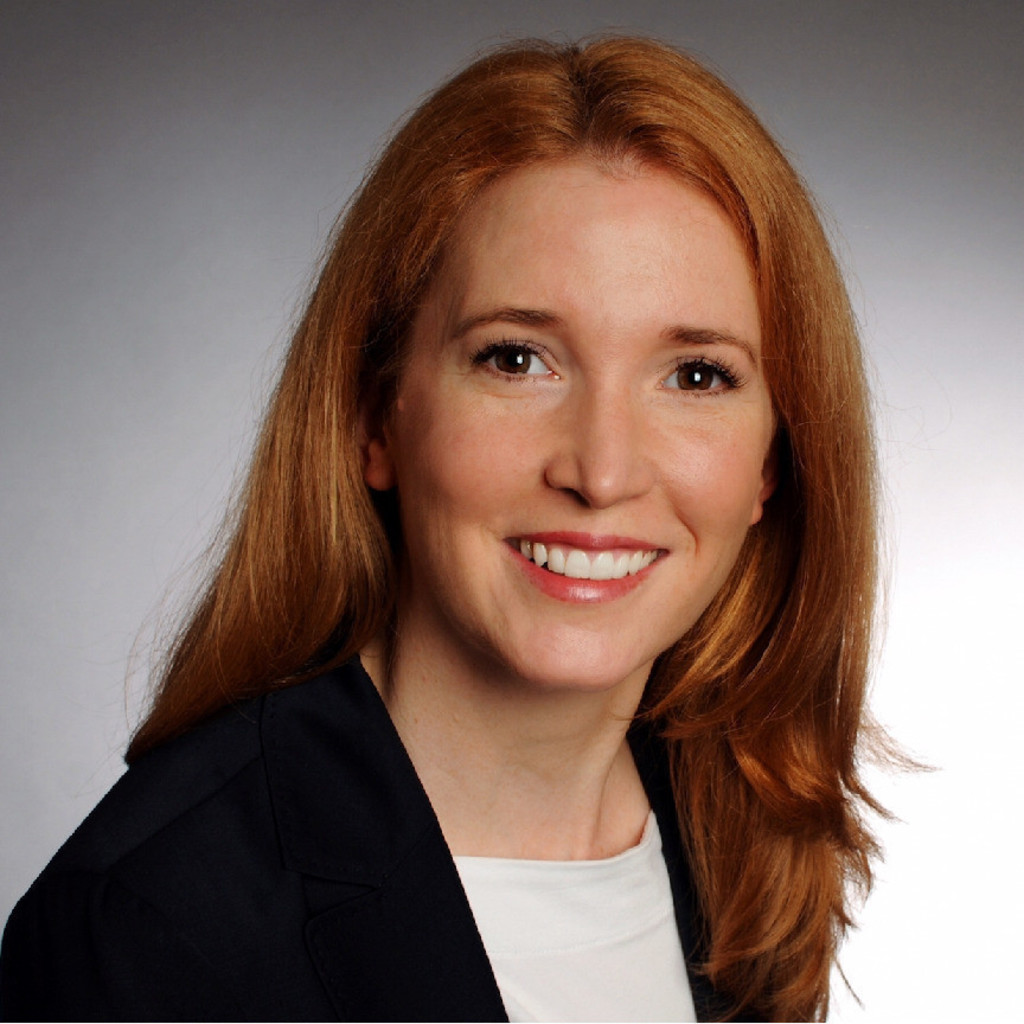 Silke Frevel - Senior Manager Digital Projects - Tokenized Business ...