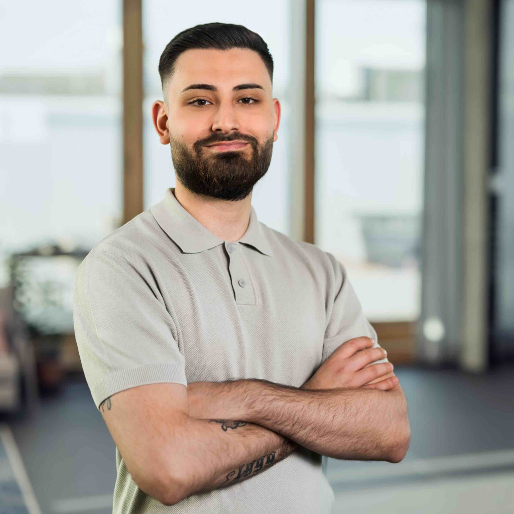 Alper Karaca - Assistent - ARQIS | XING