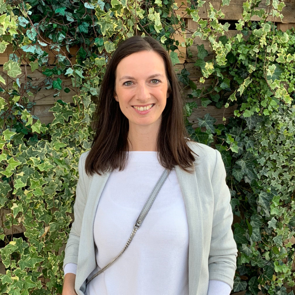 Daniela Geb in der Personensuche von Das Telefonbuch