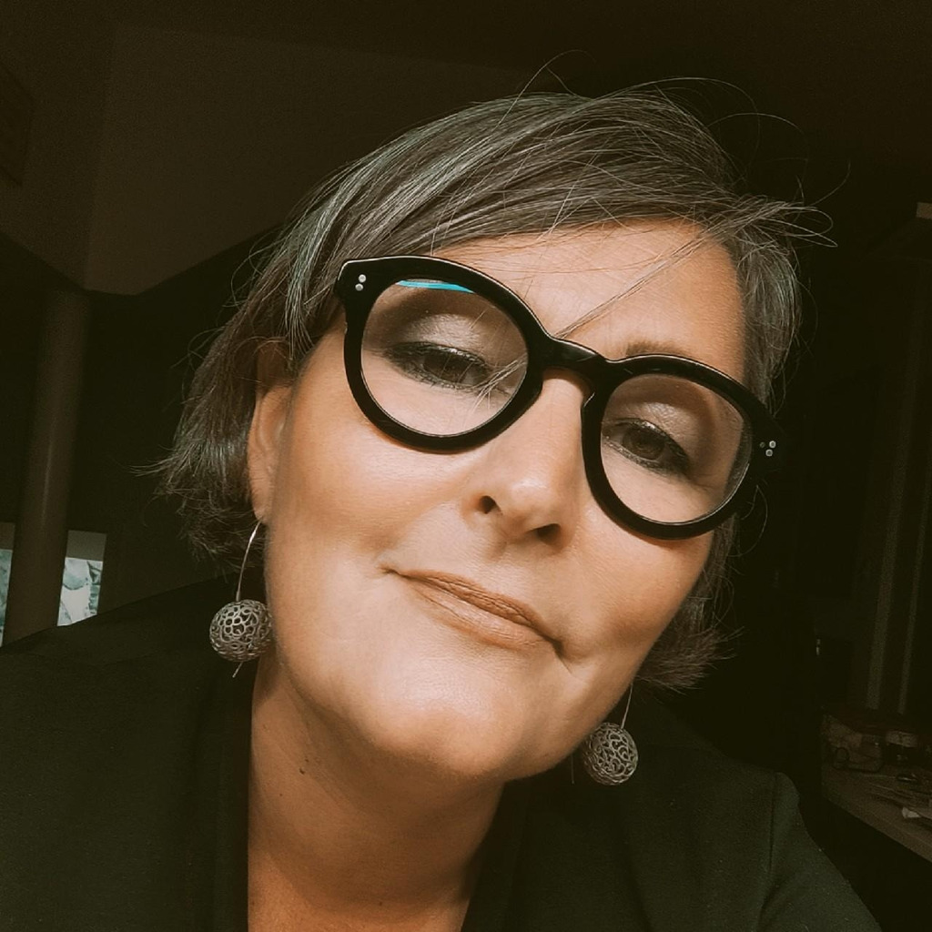 Christine Bauer - Planer Objekteinrichtung und Arztpraxen - Steinmetz ...