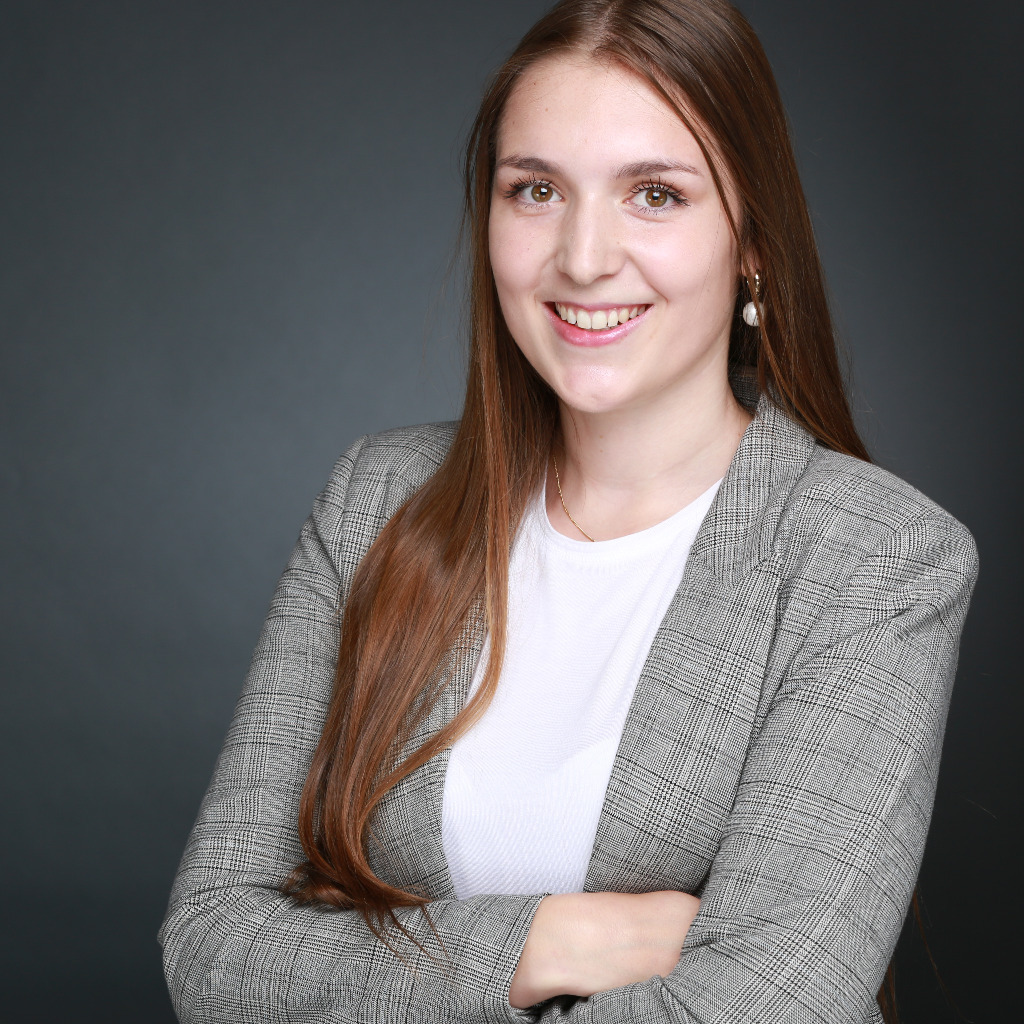 Fee Rössle - Senior Consultant Capgemini Invent | frog Customer First ...