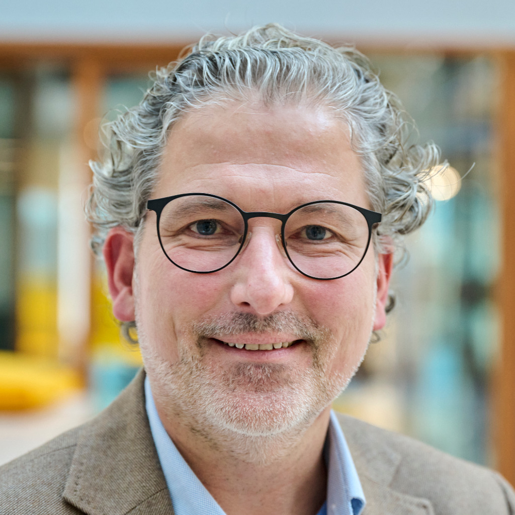 Dr. Thomas Fender - Geschäftsführer - TRUUCO GmbH | XING