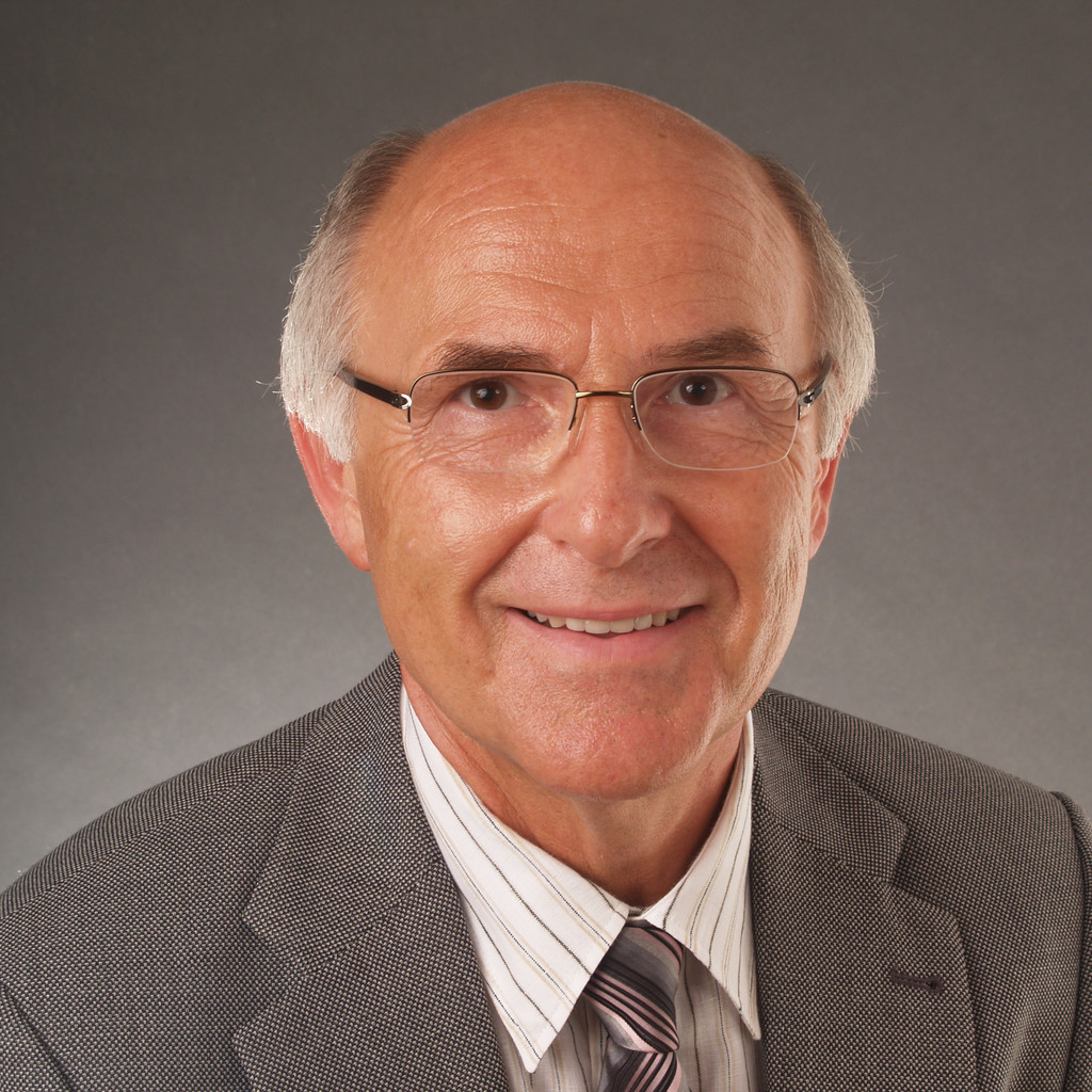 Prof. Georg Ehrensenator KR Ing. PAUCEK CMC - Geschäftsführer - MEDICON ...