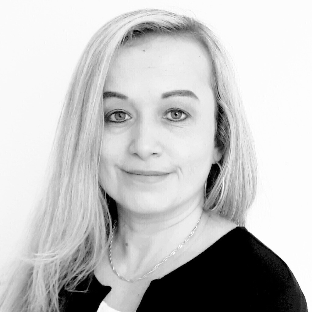 Sandy Bernhardt - Sachbearbeiterin - Handwerkskammer Dresden | XING