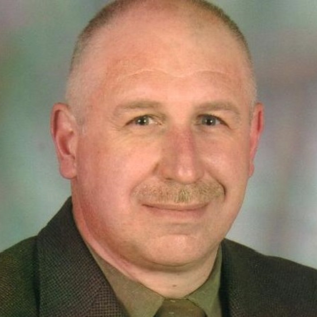 Theo Burkhart - Technischer Redakteur - Formel D GmbH | XING