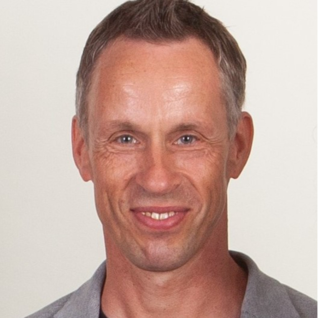 Michael Franke - Fachbereichsleitung Finanzen, Management, Marketing ...