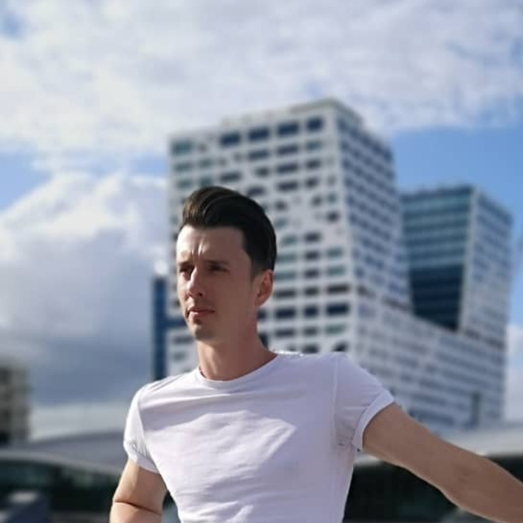 Robert Biller - Sales Manager - ParsePort | XING