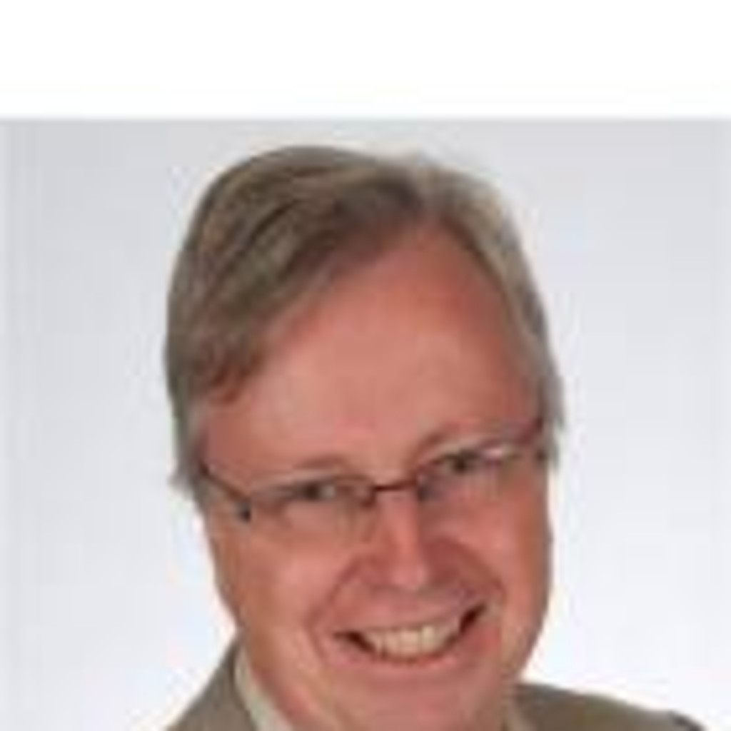 Martin Sumner-Smith - Principal - ///^\\\ | XING