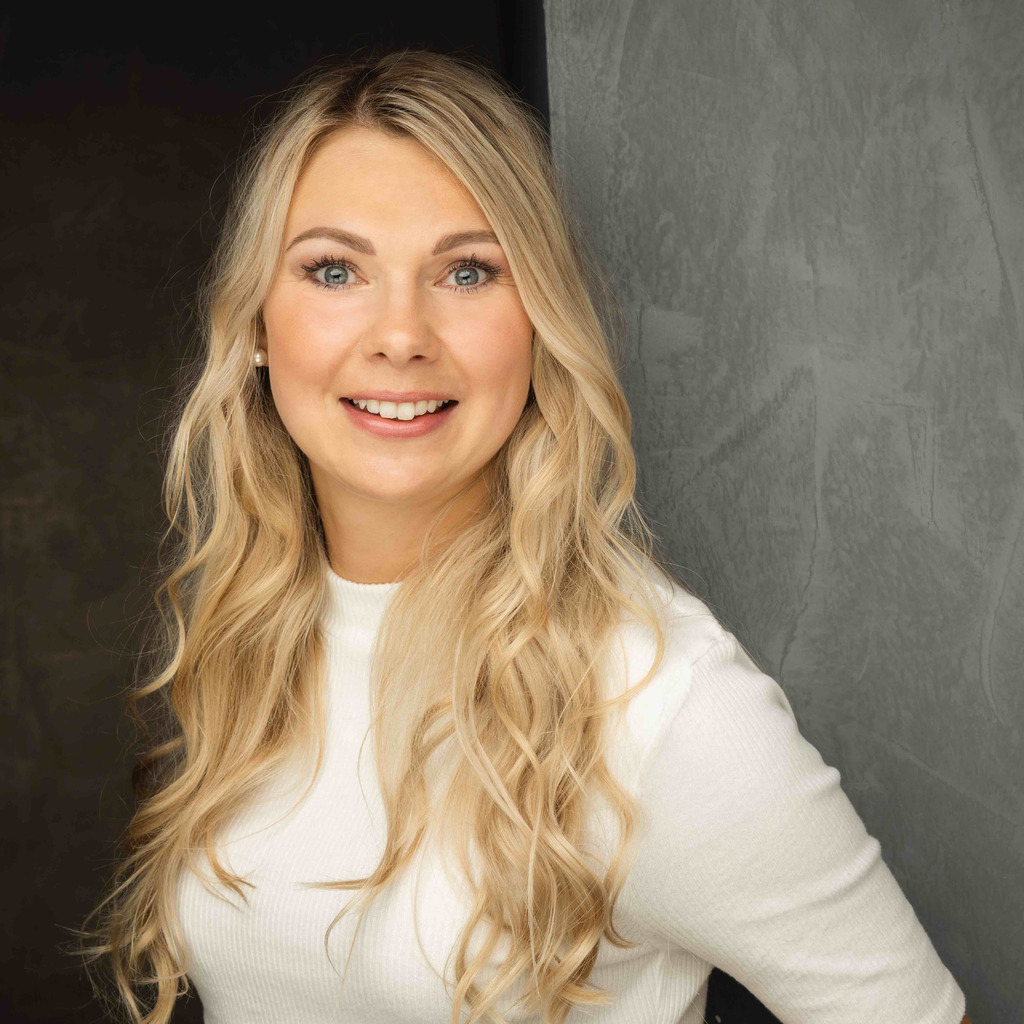 Caroline Beer - Manager Special Projects - Rhenus Warehousing Solutions ...