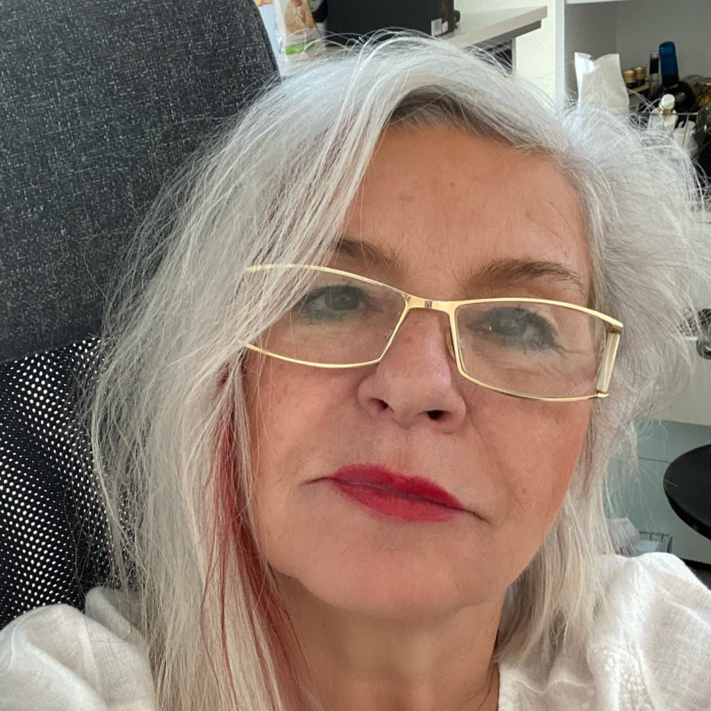 Maria Vetsch - Produkt Manager - ermag vertriebsgesellschaft gmbh | XING