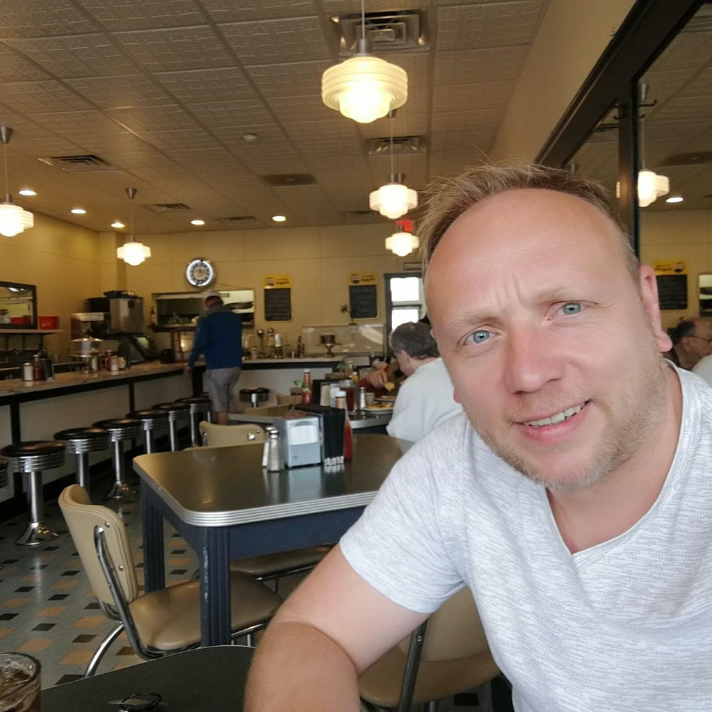 Martin Schröter - 1. Aufnahmeleiter - Bavaria Entertainment GmbH | XING