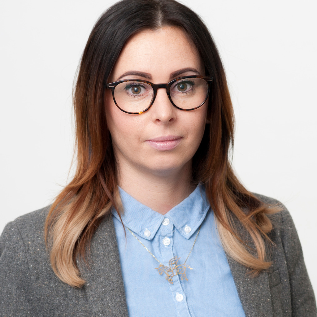 Silvia Tran - Chief Marketing & Communications Officer - reventix GmbH | XING