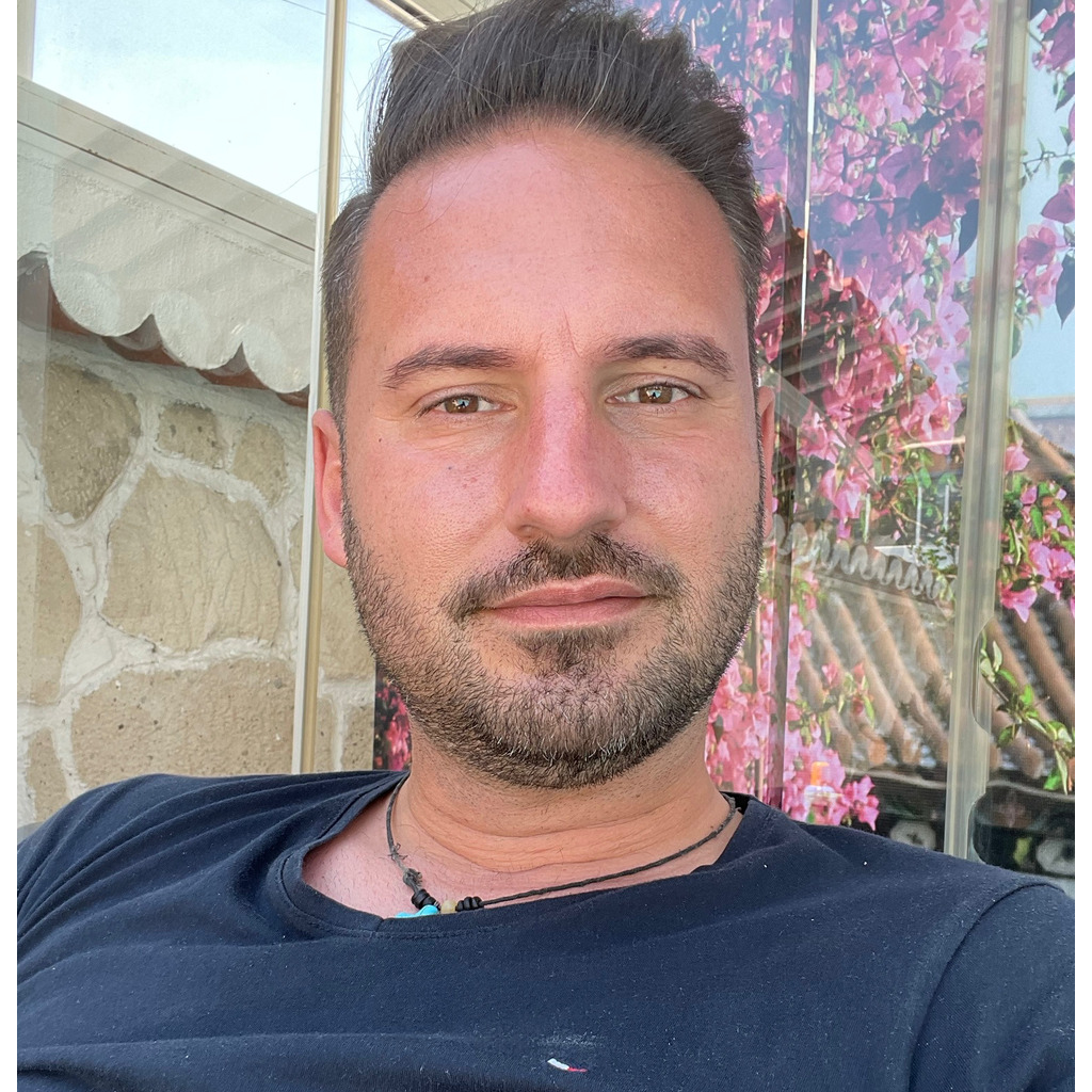 Aleksandar Grujic - Medientechnologe Druck - Straub-Verpackungen GmbH | XING