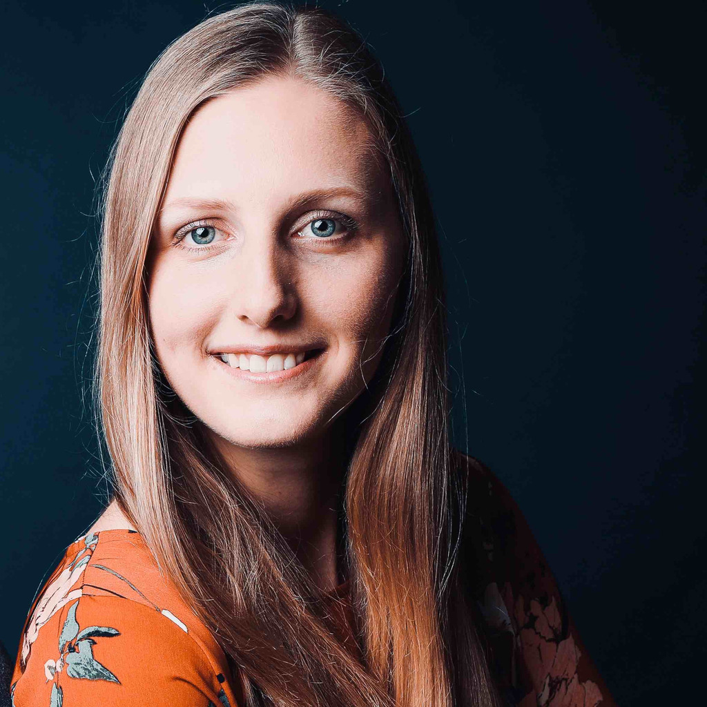 Rebecca Lange - Ausbildungsleitung - fhw moulds GmbH | XING