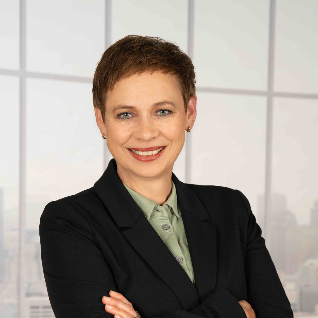 Sandra Bauer - Senior Recruiter - CRB Germany GmbH | XING