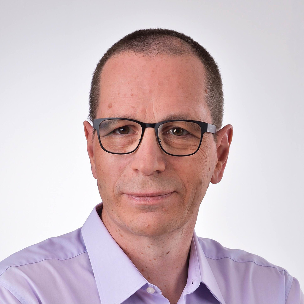 Dr. Gerald Cäsar - Geschäftsführer - Sixtyfour Invest GmbH | XING