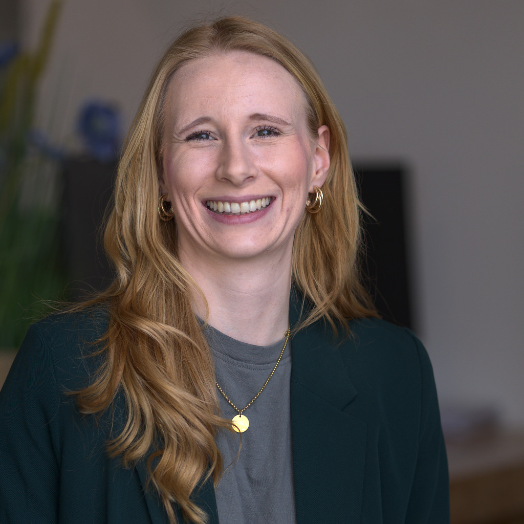 Michaela Schuster - Geschäftsführer - Team23 GmbH | XING