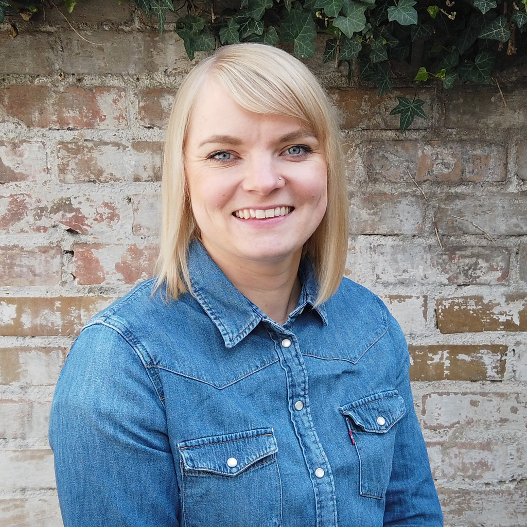 Denise Friba - Sozialarbeiterin - Frauen helfen Frauen e.V. | XING