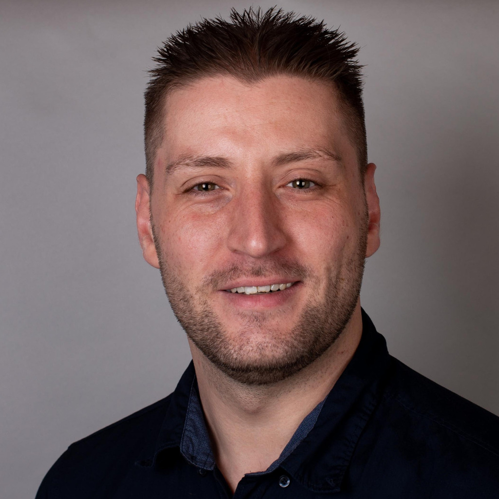 Simon Mond - Pulverbeschichter - Rödelbronn GmbH | XING