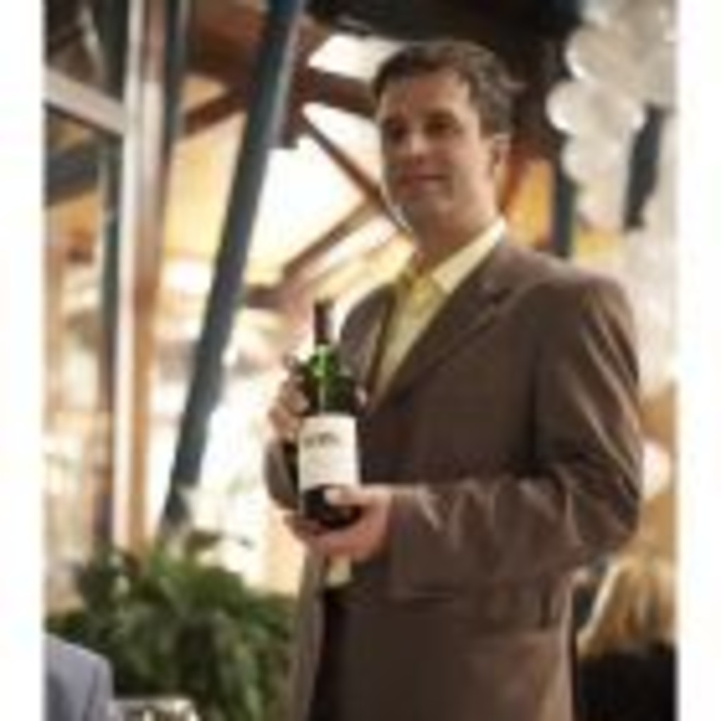Djuro Tosic - wine manager - TodyGH | XING Djuro Tosic - wine manager - TodyGH | XING