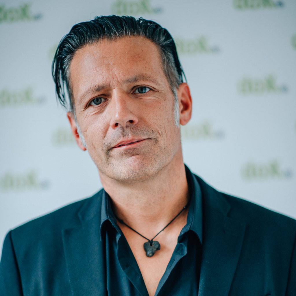 Mike Wendland-Sancak - Fachkrankenpfleger Intensivpflege und Anästhesie ...