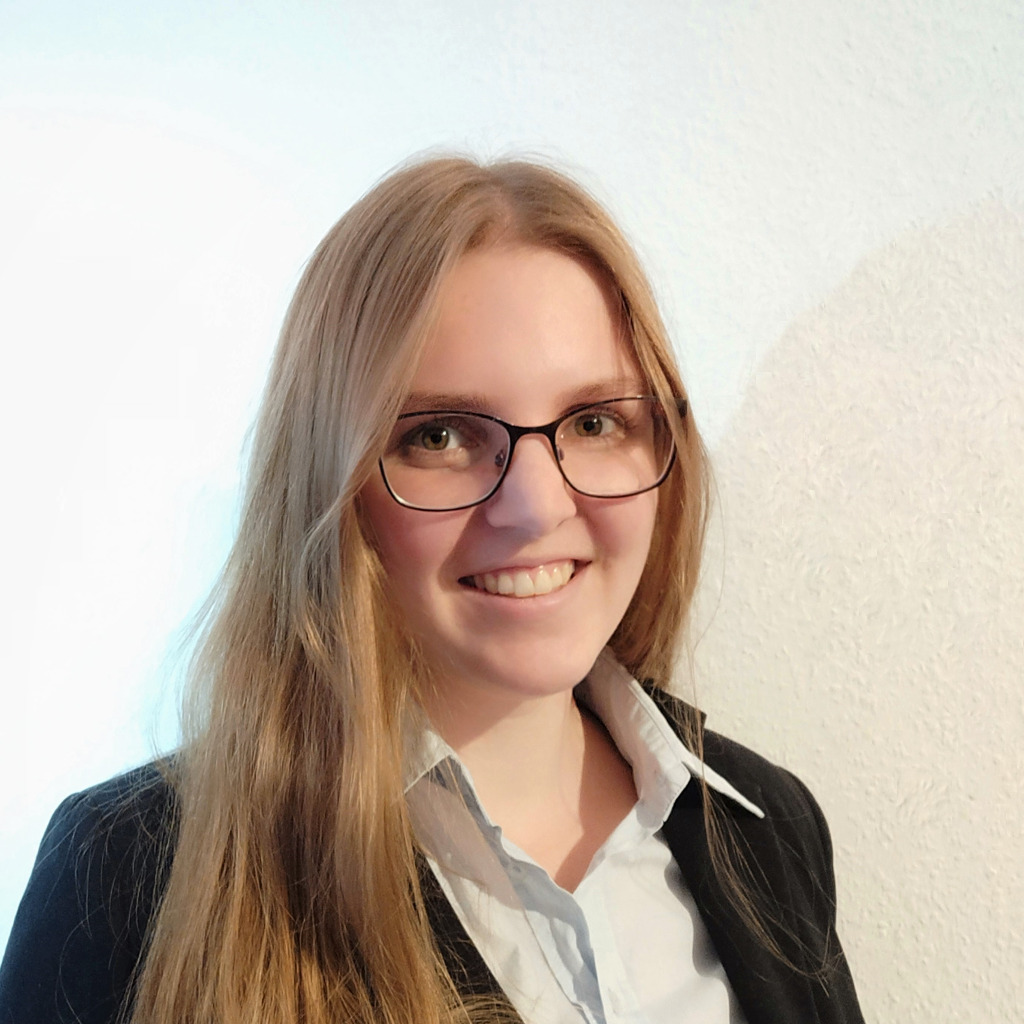 Rebecca Thompson - Assistant Manager - KPMG AG ...