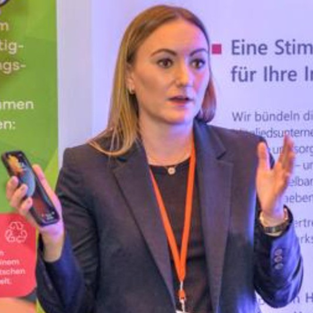 Kim Walter - Leiterin Kommunikation und Öffentlichkeitsarbeit - vero ...