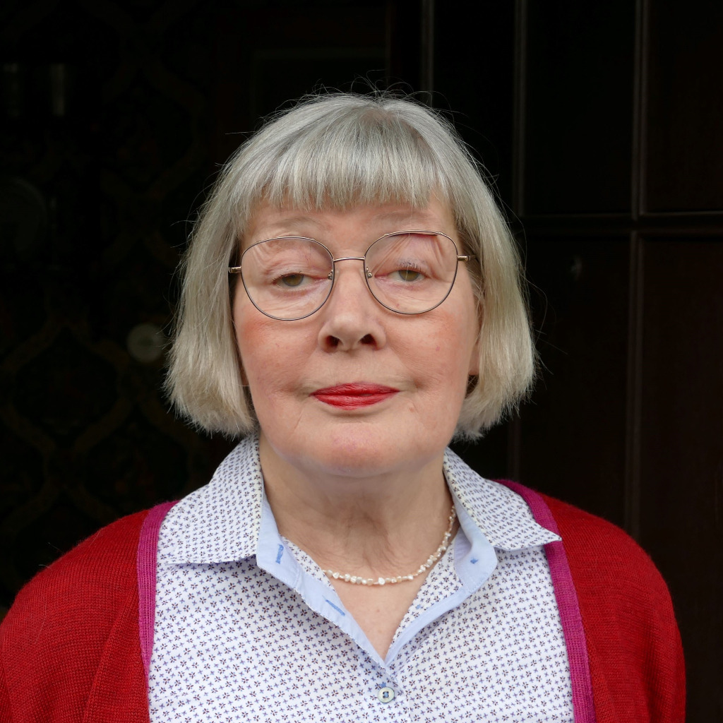 Inge Anna Armschat - Studienkreisleitung - GmbH | XING