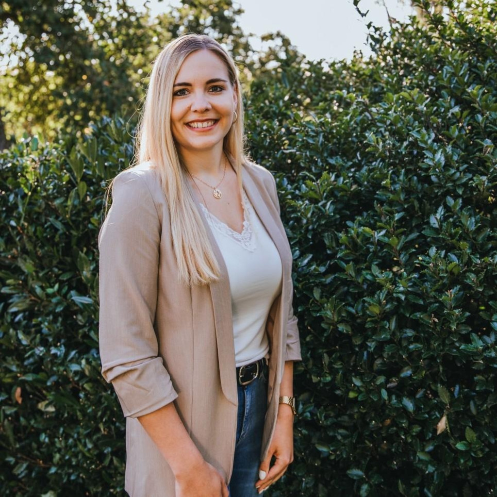 Melanie Wilmer - Strategischer Einkäufer - OASE GmbH | XING