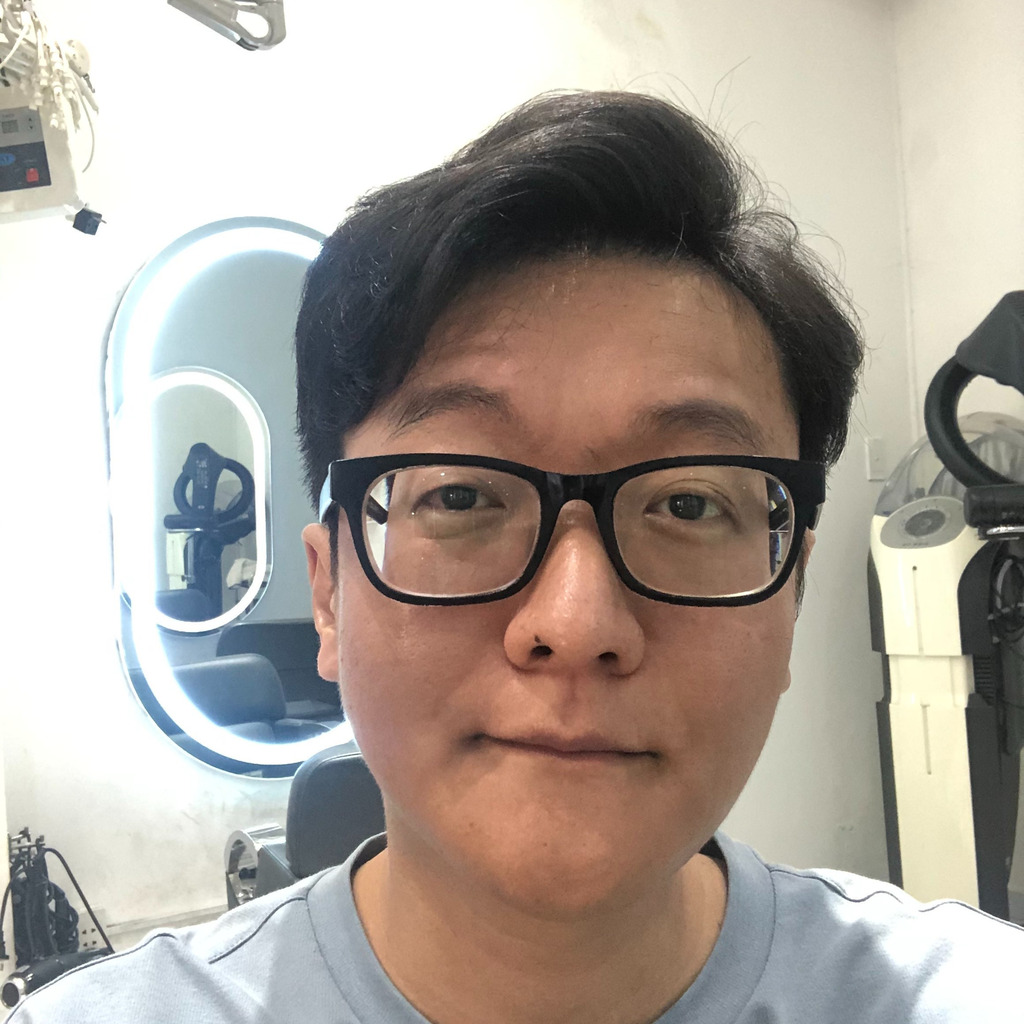Simon Ko - Business Development Manager - ONEUNIVERSE | XING