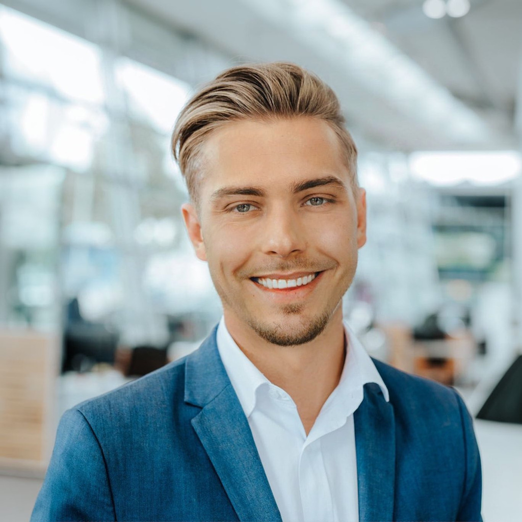 Tom Erdmann - Automobilkaufmann - AHAG Bochum GmbH | XING