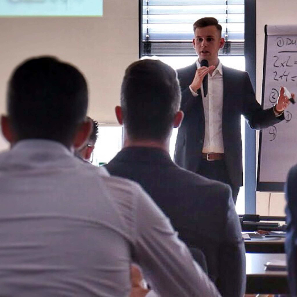 Eric Hoffmann - Gesellschafter - Eric Hoffmann | XING