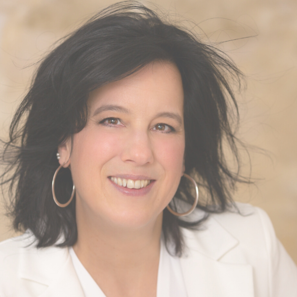 Christine Hutter - Expertin und Mentorin für unterschätzte Frauen - mit ...