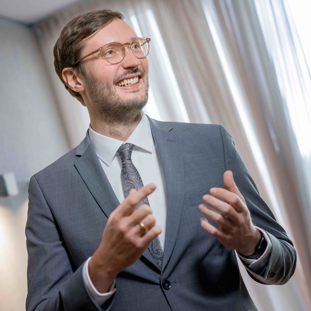 Dr. Christian Rave - Senior Associate Advisory - PwC Deutschland | XING