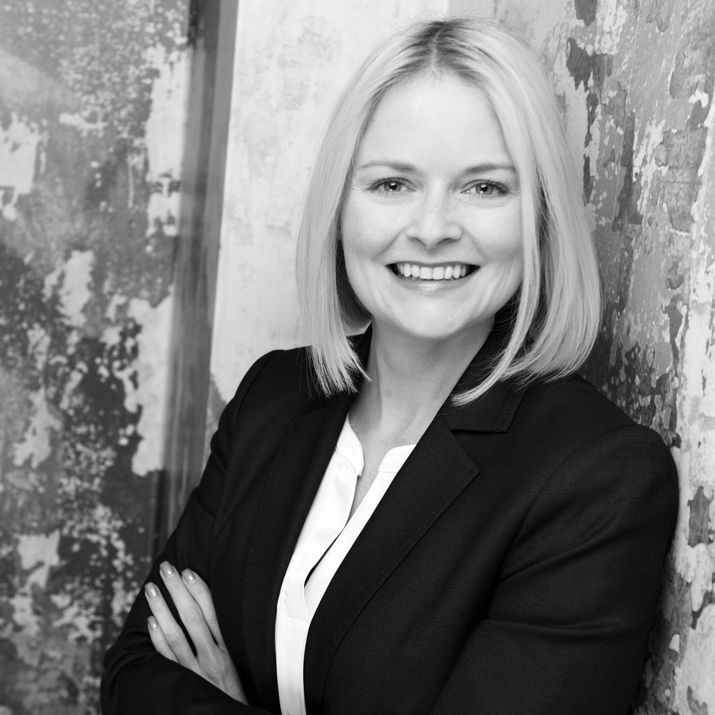 Anna Farwig - Teamleitung Gesellschafterindividualbetreuung - expert ...