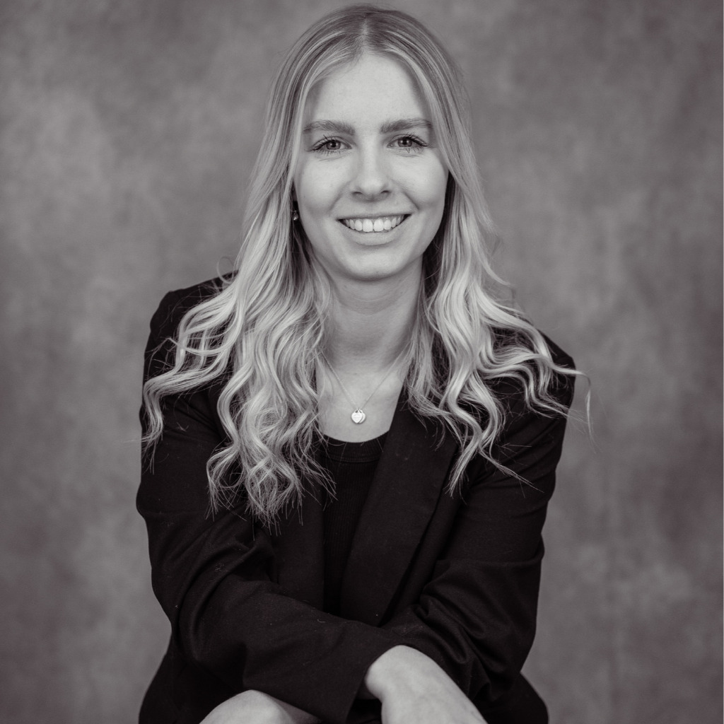 Jana Stiller - Projektsteuerin - Amprion GmbH | XING