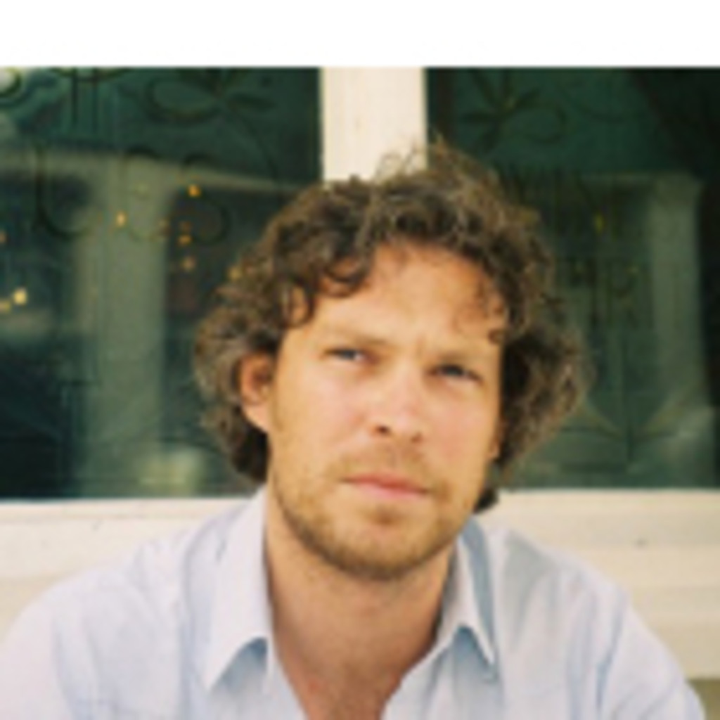 Chris Leach - fine artist & illustrator - studio 12a | XING