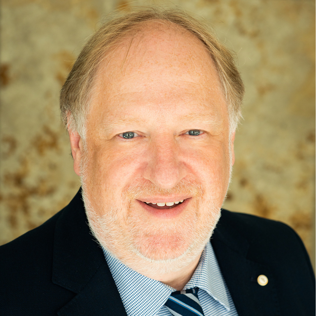 Uwe Dwinger - Geschäftsbereichsleiter - sjs catering+management GmbH | XING