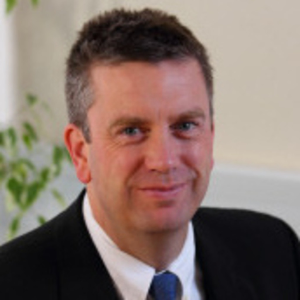 Simon Dunscombe - Managing Director and Senior Recruitment Consultant ...