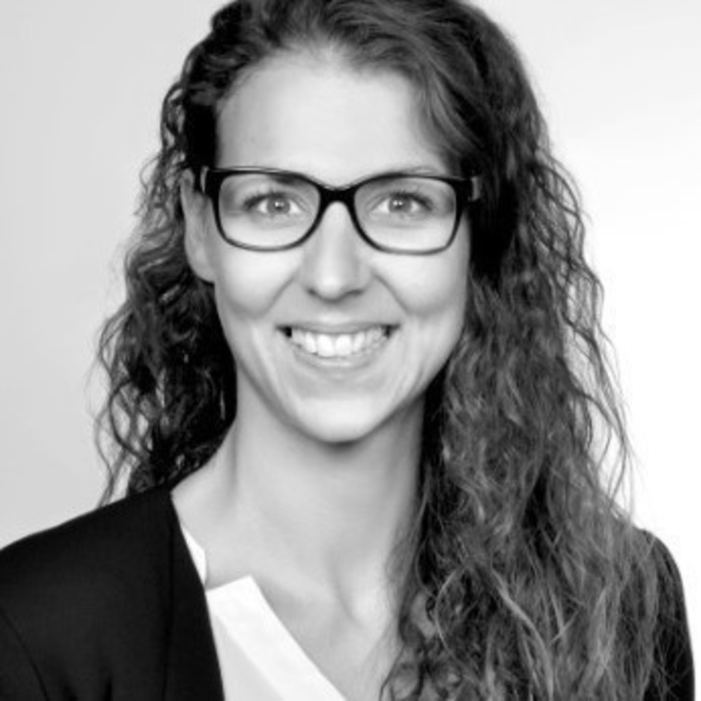 Sarah Hahn - Senior Business Consultant - Digital & Strategy ...