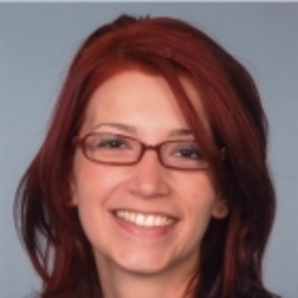 Zsofia Biro - Wirtschaftsberaterin und Führungskraft - AWD Gesellschaft ...