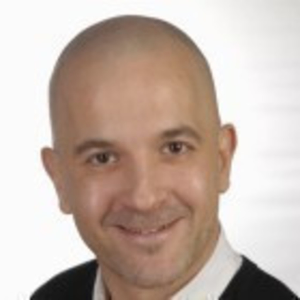 Robert Fuchs - Global Financial Crime Prevention - Commerzbank AG | XING