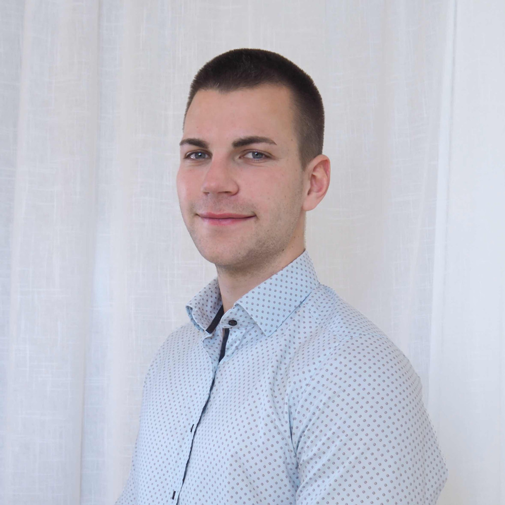 Dennis Selig - Kundenbetreuer im Bereich Auftragsabwicklung - Liebherr ...