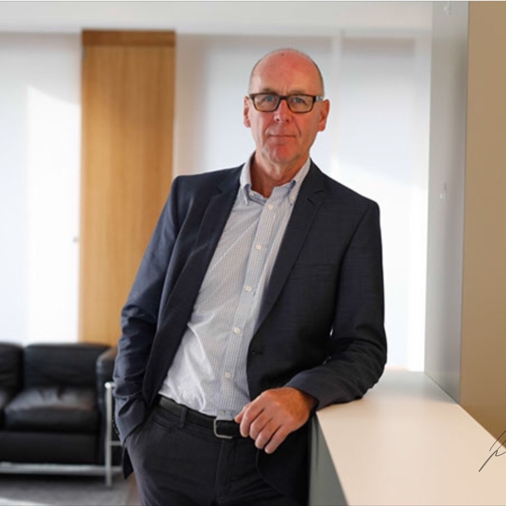 Carlo Roß - Versicherungsmakler - Versicherungen | XING